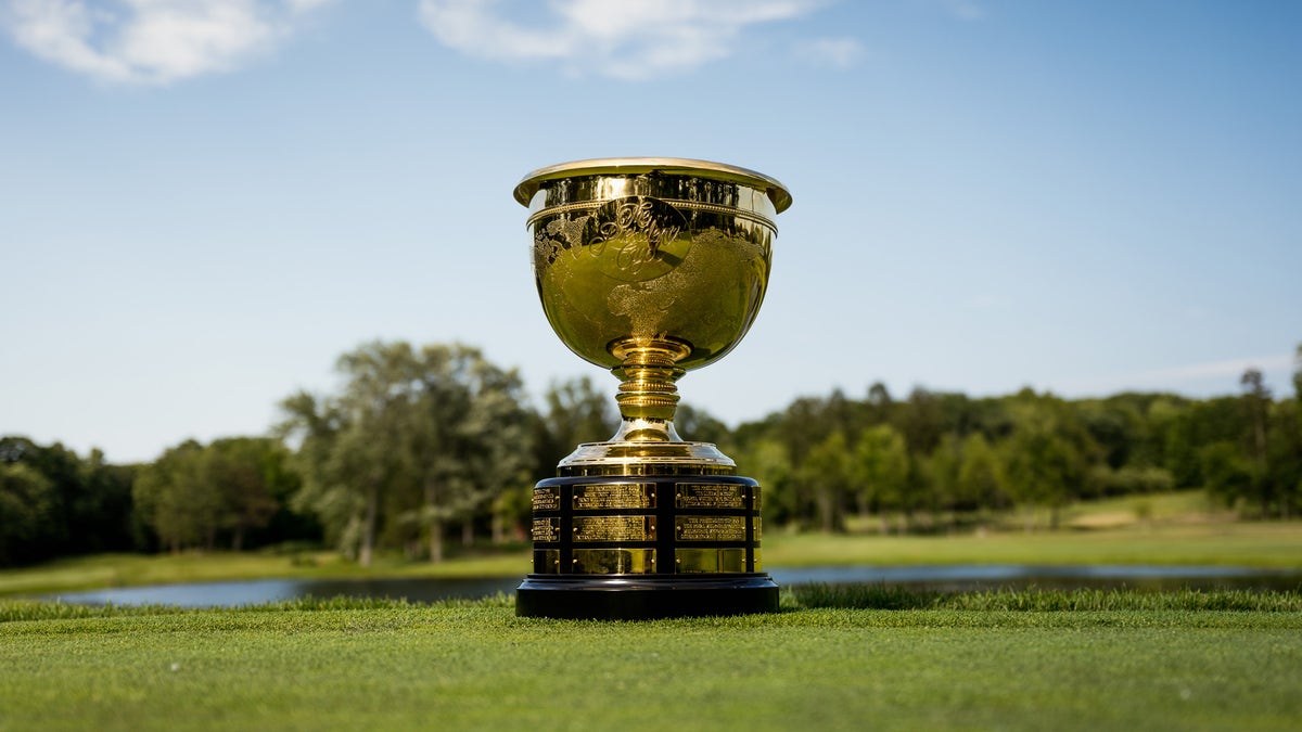 A Swing For One Drop presented by Cirque Du Soleil Entertainment Group ...
